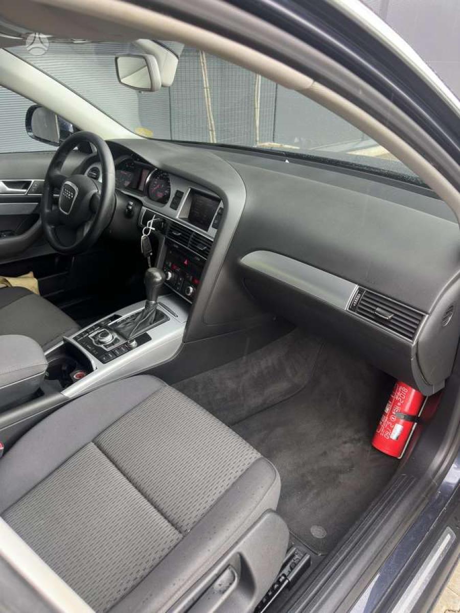 Zils Audi A6 2009 Šauļi, ar dzinēja tilpumu 2.00 L un nobraukumu 249 tūkst. km par 5950 €, foto 14 vietnē AUTOMOTO.COM.LV