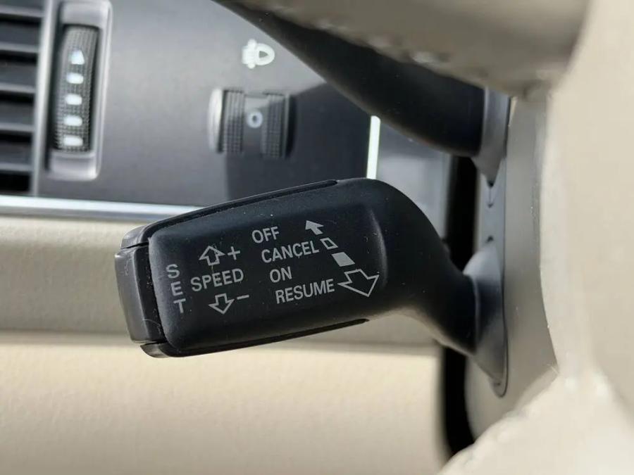Zils Audi A6 2010 Rīga, ar dzinēja tilpumu 2.00 L un nobraukumu 242 tūkst. km par 6950 €, foto 9 vietnē AUTOMOTO.COM.LV