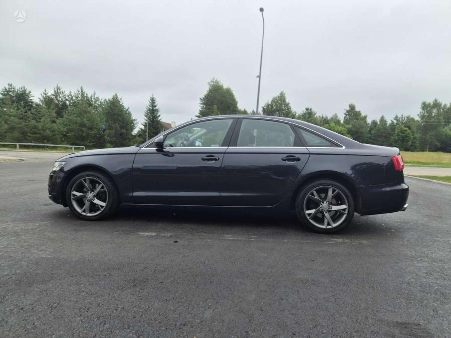 Zils Audi A6 2011 Viļņa, ar dzinēja tilpumu 2.77 L un nobraukumu 200 tūkst. km par 7500 €, foto 7 vietnē AUTOMOTO.COM.LV