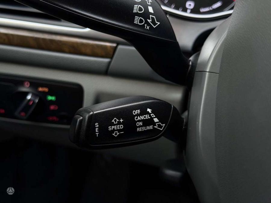 Zils Audi A6 2011 Viļņa, ar dzinēja tilpumu 1.97 L un nobraukumu 220 tūkst. km par 8490 €, foto 28 vietnē AUTOMOTO.COM.LV