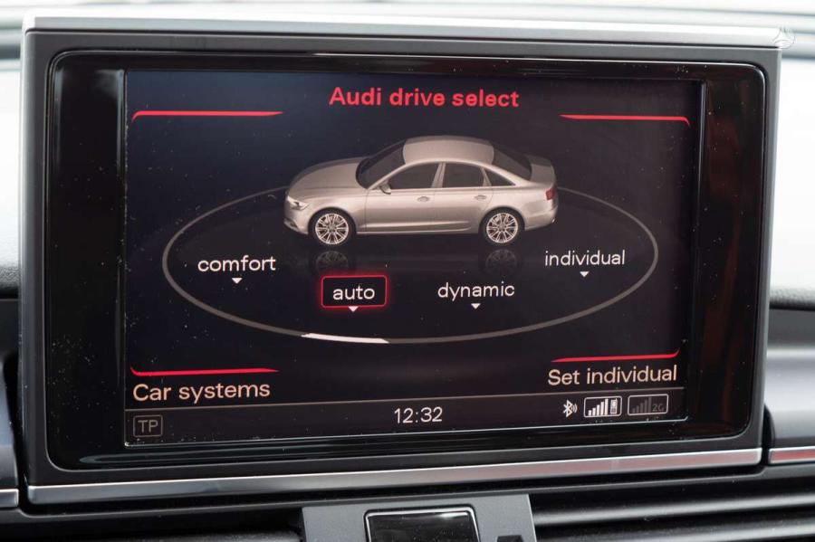 Blue Audi A6 2012 in Vilnius, with an engine capacity of 3.00 L and mileage of 198 thousand km for 11000 €, photo 22 on AUTOMOTO.COM.LV