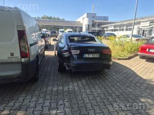 Zils Audi A6 2012 Rīga, ar dzinēja tilpumu 3.00 L un nobraukumu 253 tūkst. km par 4000 €, foto 6 vietnē AUTOMOTO.COM.LV