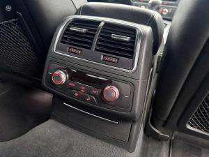 Zils Audi A6 2013 Viļņa, ar dzinēja tilpumu 2.97 L un nobraukumu 315 tūkst. km par 8500 €, foto 16 vietnē AUTOMOTO.COM.LV