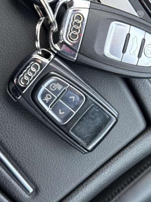 Blue Audi A6 2018 in Prienai, with an engine capacity of 2.00 L and mileage of 265 thousand km for 14900 €, photo 40 on AUTOMOTO.COM.LV