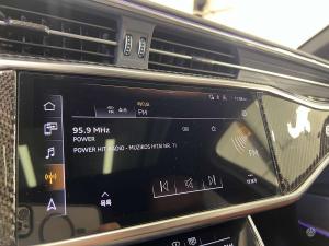 Zils Audi A6 2021 Viļņa, ar dzinēja tilpumu 1.98 L un nobraukumu 85 tūkst. km par 27500 €, foto 26 vietnē AUTOMOTO.COM.LV