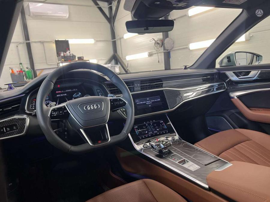 Zils Audi A6 2021 Viļņa, ar dzinēja tilpumu 1.98 L un nobraukumu 85 tūkst. km par 27500 €, foto 28 vietnē AUTOMOTO.COM.LV