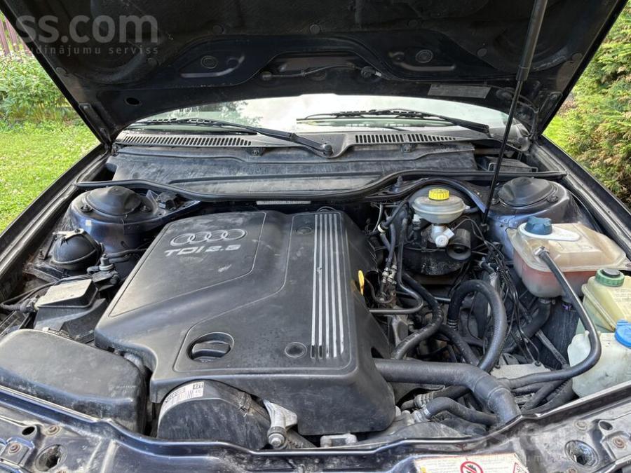 Blue Audi A6 1995 in Riga, with an engine capacity of 2.50 L and mileage of 470 thousand km for 3200 €, photo 3 on AUTOMOTO.COM.LV