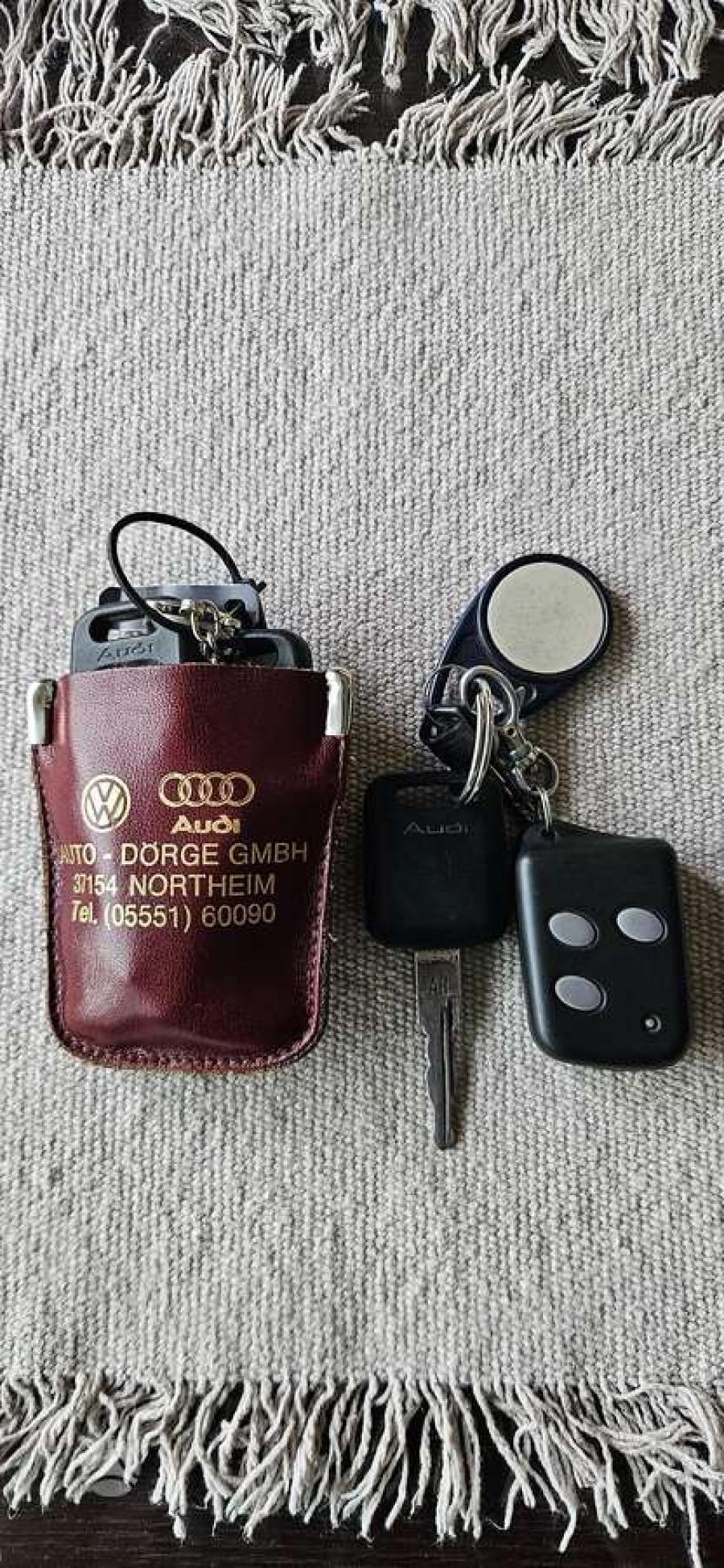 Zils Audi A6 1995 Viļņa, ar dzinēja tilpumu 2.46 L un nobraukumu 430 tūkst. km par 1450 €, foto 11 vietnē AUTOMOTO.COM.LV
