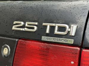 Zils Audi A6 1995 Nemenčinė, ar dzinēja tilpumu 2.46 L un nobraukumu 320 tūkst. km par 1150 €, foto  vietnē AUTOMOTO.COM.LV