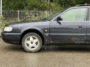 Zils Audi A6 1995 Nemenčinė, ar dzinēja tilpumu 2.46 L un nobraukumu 320 tūkst. km par 1150 €, foto 15 vietnē AUTOMOTO.COM.LV