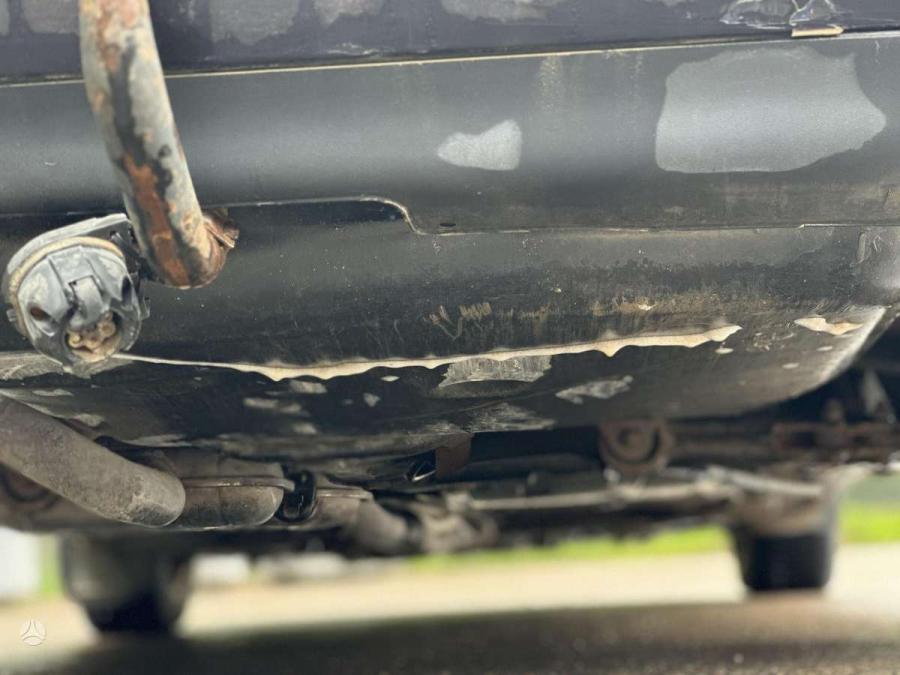 Zils Audi A6 1995 Nemenčinė, ar dzinēja tilpumu 2.46 L un nobraukumu 320 tūkst. km par 1150 €, foto 21 vietnē AUTOMOTO.COM.LV