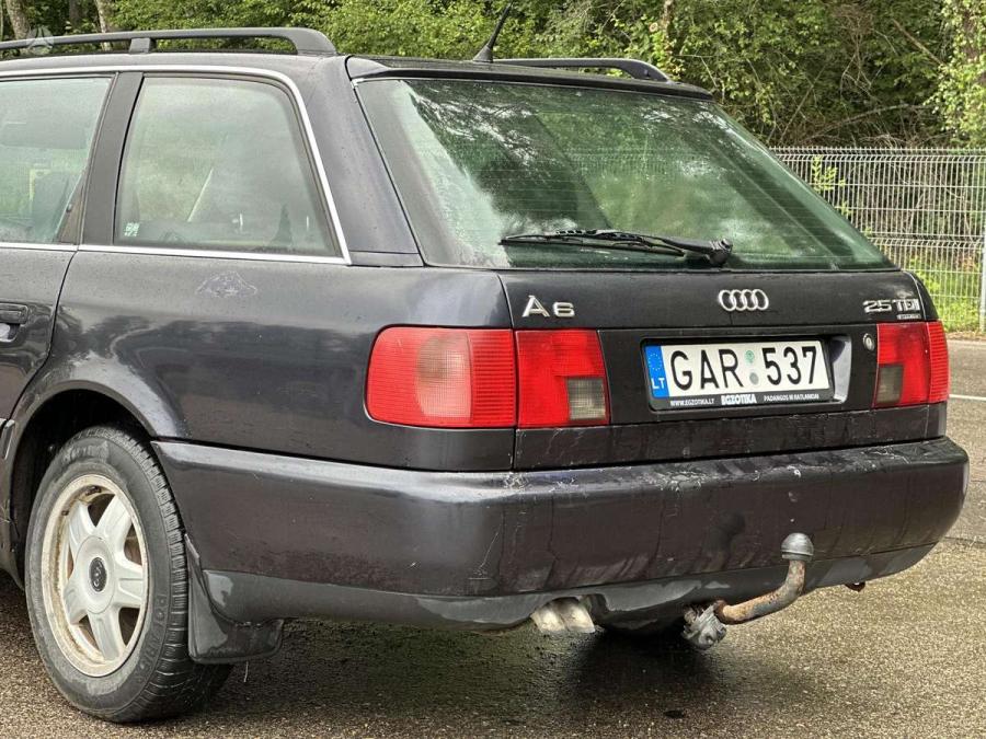 Zils Audi A6 1995 Nemenčinė, ar dzinēja tilpumu 2.46 L un nobraukumu 320 tūkst. km par 1150 €, foto 23 vietnē AUTOMOTO.COM.LV
