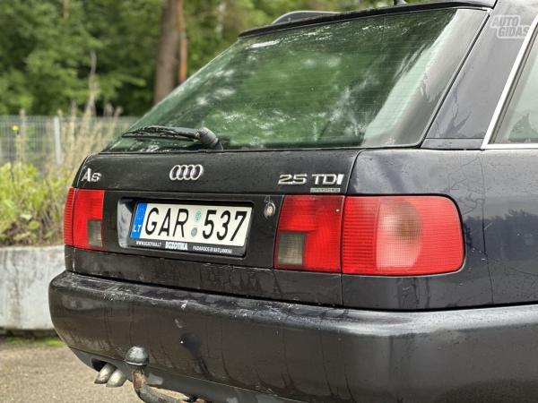 Синий Ауди А6 1995 в Вильнюс, объемом двигателя 2.50 л и пробегом 320 тыс. км за 1150 €, фото 2 на AUTOMOTO.COM.LV