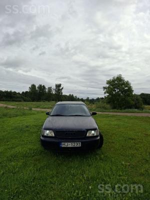 Zils Audi A6 1995 Liepāja, ar dzinēja tilpumu 2.50 L un nobraukumu 500 tūkst. km par 1100 €, foto 3 vietnē AUTOMOTO.COM.LV