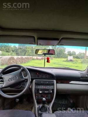 Zils Audi A6 1995 Liepāja, ar dzinēja tilpumu 2.50 L un nobraukumu 500 tūkst. km par 1100 €, foto 6 vietnē AUTOMOTO.COM.LV