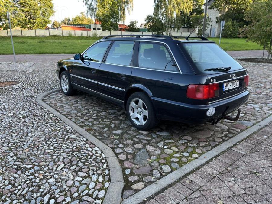 Zils Audi A6 1995 Kuldīga, ar dzinēja tilpumu 2.60 L un nobraukumu 329 tūkst. km par 1350 €, foto 5 vietnē AUTOMOTO.COM.LV