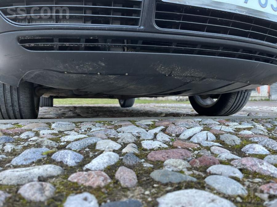 Zils Audi A6 1995 Kuldīga, ar dzinēja tilpumu 2.60 L un nobraukumu 329 tūkst. km par 1350 €, foto 12 vietnē AUTOMOTO.COM.LV