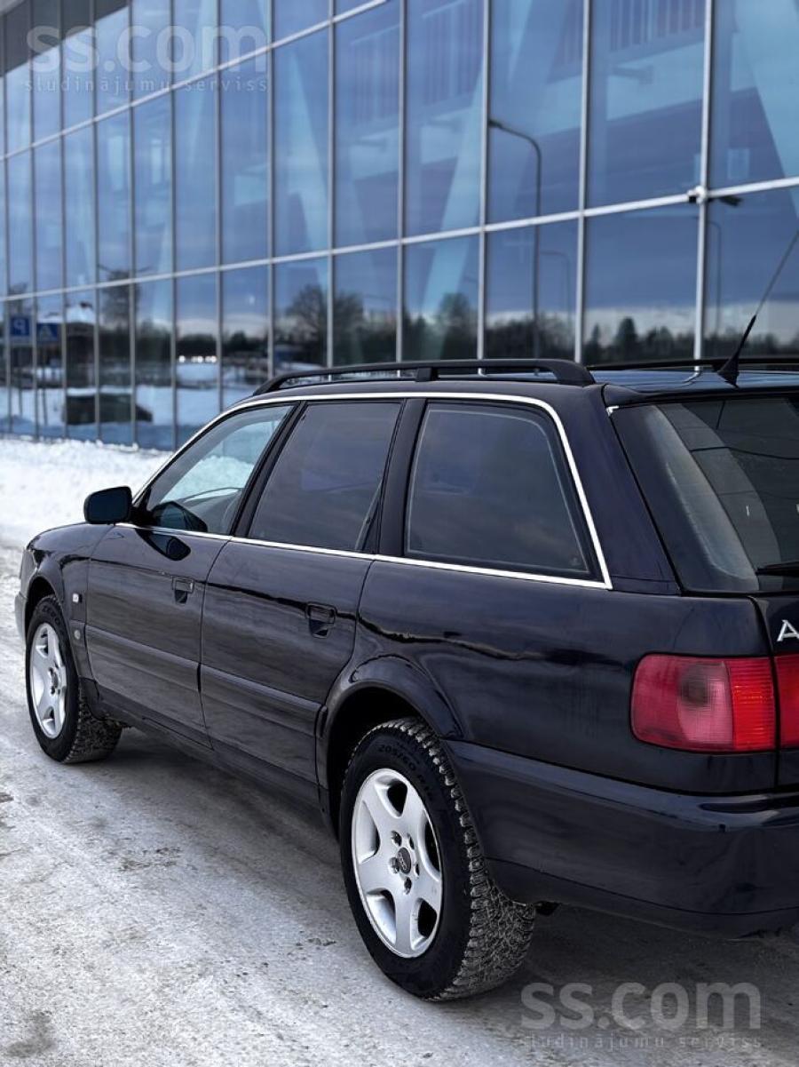 Zils Audi A6 1996 Rēzekne, ar dzinēja tilpumu 2.50 L un nobraukumu 296 tūkst. km par 4500 €, foto 4 vietnē AUTOMOTO.COM.LV