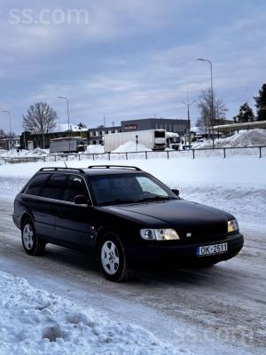 Zils Audi A6 1996 Rēzekne, ar dzinēja tilpumu 2.50 L un nobraukumu 296 tūkst. km par 4500 €, foto 7 vietnē AUTOMOTO.COM.LV