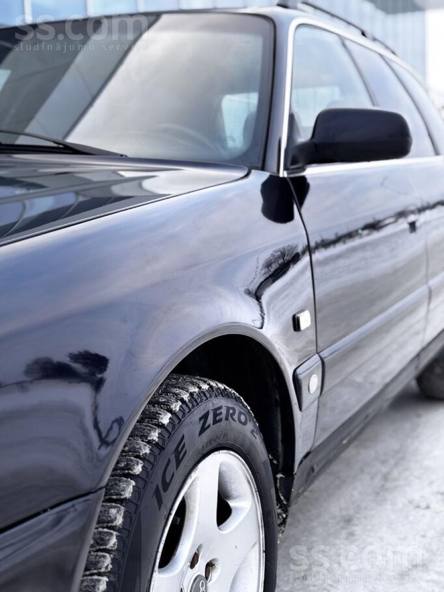 Zils Audi A6 1996 Rēzekne, ar dzinēja tilpumu 2.50 L un nobraukumu 296 tūkst. km par 4500 €, foto 11 vietnē AUTOMOTO.COM.LV