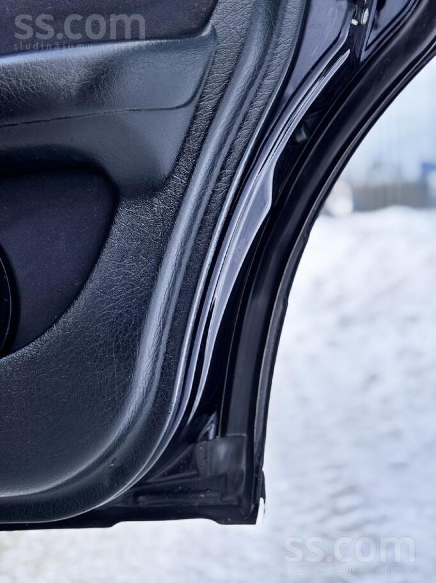 Zils Audi A6 1996 Rēzekne, ar dzinēja tilpumu 2.50 L un nobraukumu 296 tūkst. km par 4500 €, foto 16 vietnē AUTOMOTO.COM.LV
