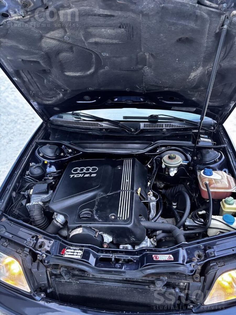 Zils Audi A6 1996 Rēzekne, ar dzinēja tilpumu 2.50 L un nobraukumu 296 tūkst. km par 4500 €, foto 25 vietnē AUTOMOTO.COM.LV