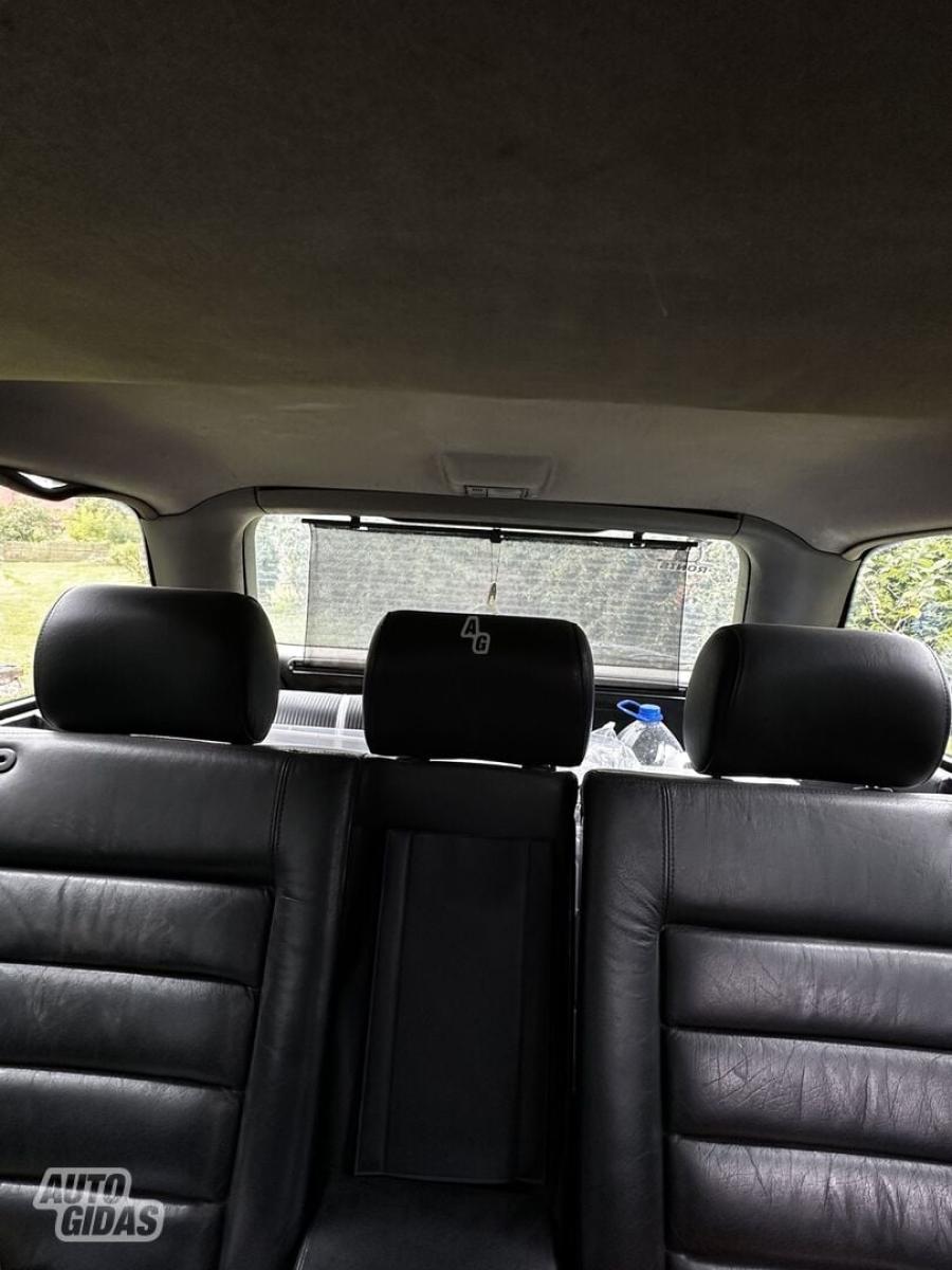 Blue Audi A6 1996 in Vilnius, with an engine capacity of 2.50 L and mileage of 501 thousand km for 1050 €, photo 9 on AUTOMOTO.COM.LV