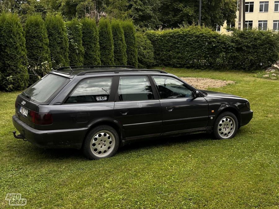 Blue Audi A6 1996 in Vilnius, with an engine capacity of 2.50 L and mileage of 501 thousand km for 1050 €, photo 10 on AUTOMOTO.COM.LV