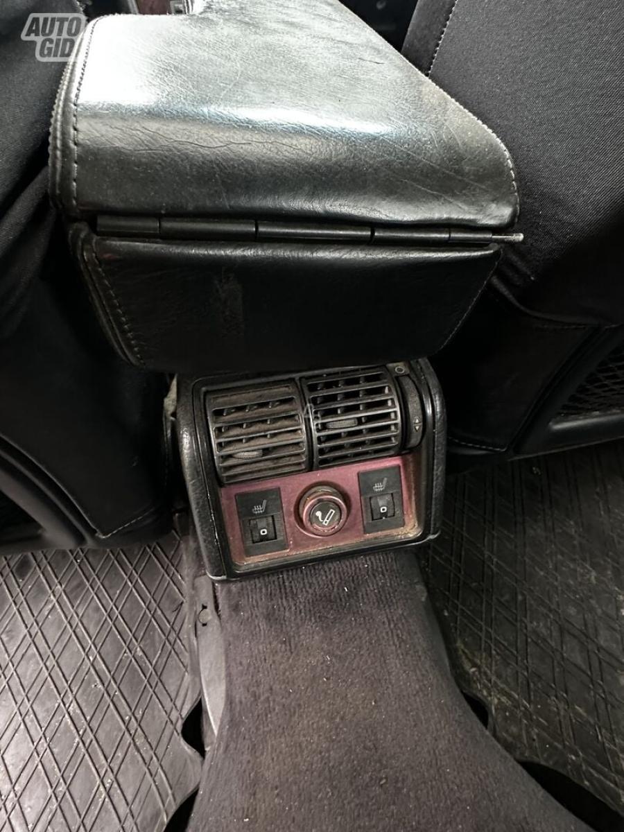 Blue Audi A6 1996 in Vilnius, with an engine capacity of 2.50 L and mileage of 501 thousand km for 1050 €, photo 14 on AUTOMOTO.COM.LV