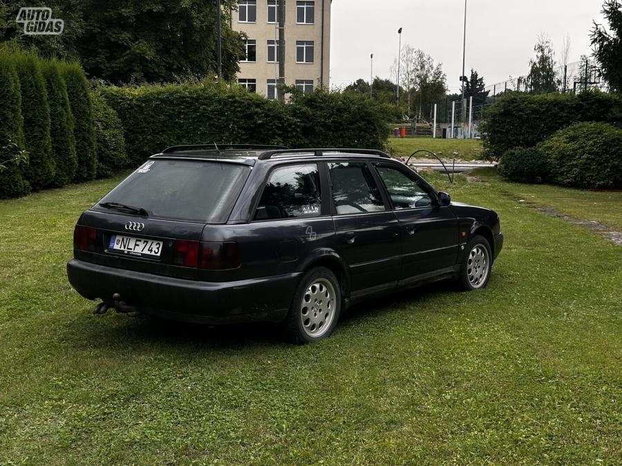 Blue Audi A6 1996 in Vilnius, with an engine capacity of 2.50 L and mileage of 501 thousand km for 1050 €, photo 15 on AUTOMOTO.COM.LV