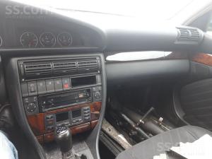Синий Ауди А6 1996 в Рига, объемом двигателя 1.70 л и пробегом 300 тыс. км за 300 €, фото 12 на AUTOMOTO.COM.LV