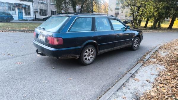 Blue Audi A6 1996 in Daugavpils, with an engine capacity of 2.50 L and mileage of 500 thousand km for 1200 €, photo 8 on AUTOMOTO.COM.LV