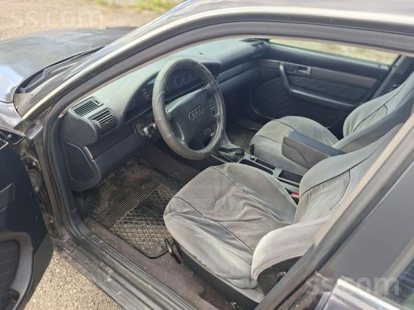 Zils Audi A6 1997 Daugavpils, ar dzinēja tilpumu 2.50 L un nobraukumu 175 tūkst. km par 1850 €, foto 8 vietnē AUTOMOTO.COM.LV