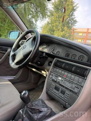 Zils Audi A6 1997 Jelgava, ar dzinēja tilpumu 2.50 L un nobraukumu 500 tūkst. km par 1490 €, foto 9 vietnē AUTOMOTO.COM.LV