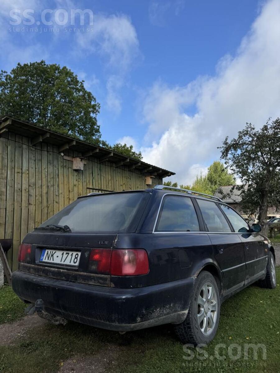 Blue Audi A6 1997 in Talsi, with an engine capacity of 2.50 L and mileage of 391 thousand km for 1000 €, photo 3 on AUTOMOTO.COM.LV