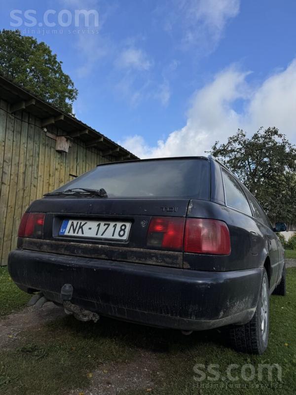 Blue Audi A6 1997 in Talsi, with an engine capacity of 2.50 L and mileage of 391 thousand km for 1000 €, photo 4 on AUTOMOTO.COM.LV