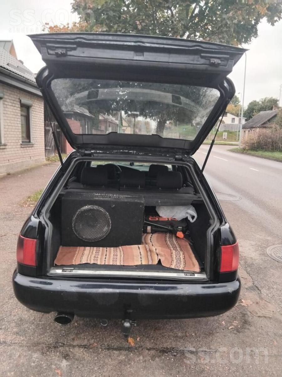 Zils Audi A6 1997 Daugavpils, ar dzinēja tilpumu 2.50 L un nobraukumu 298 tūkst. km par 700 €, foto 1 vietnē AUTOMOTO.COM.LV