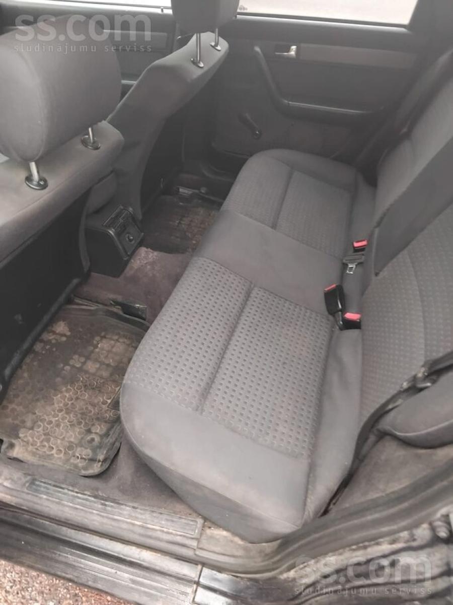 Zils Audi A6 1997 Daugavpils, ar dzinēja tilpumu 2.50 L un nobraukumu 298 tūkst. km par 700 €, foto 6 vietnē AUTOMOTO.COM.LV