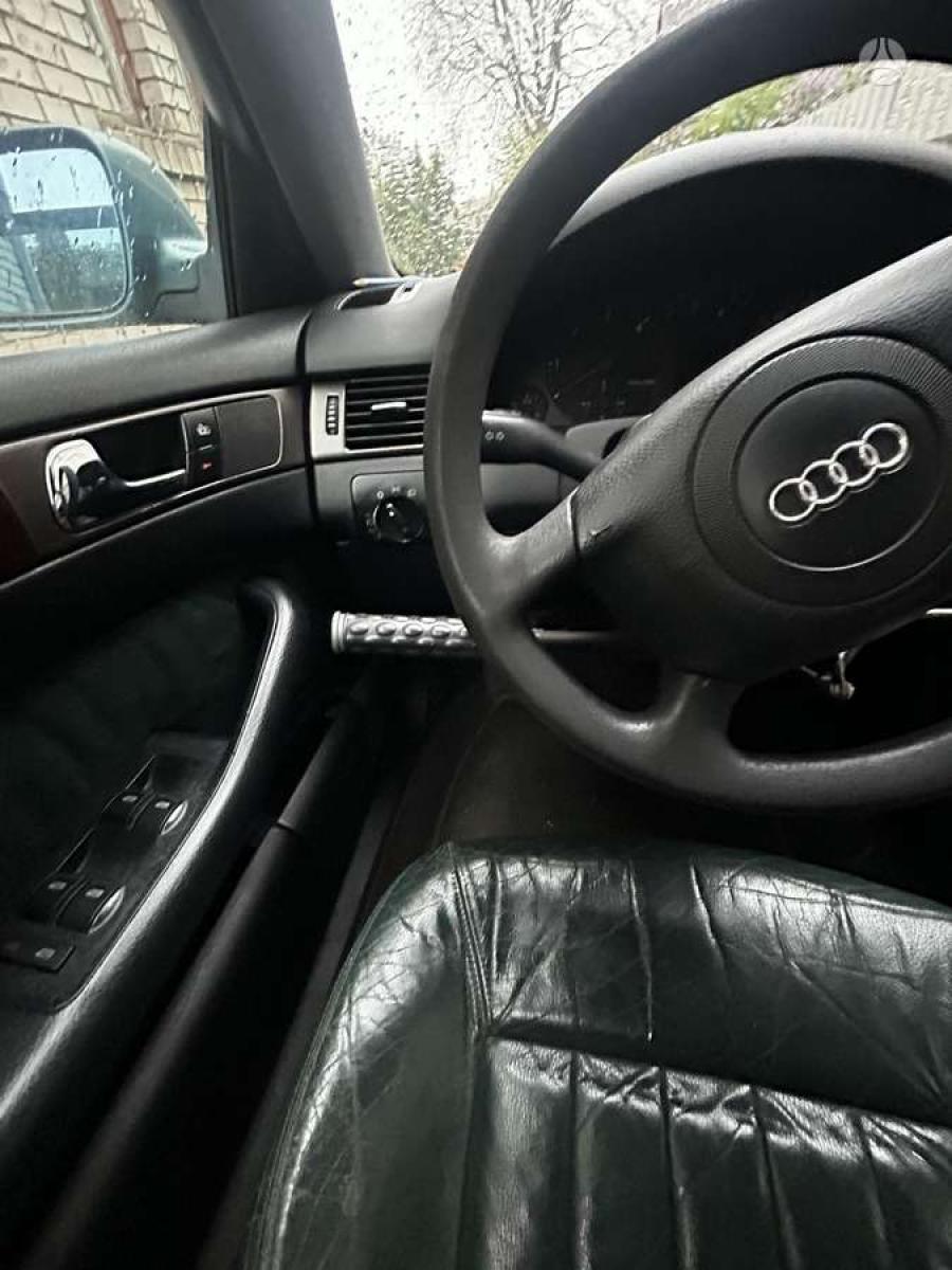 Zils Audi A6 1998 Kauņa, ar dzinēja tilpumu 2.50 L un nobraukumu 259 tūkst. km par 600 €, foto 5 vietnē AUTOMOTO.COM.LV