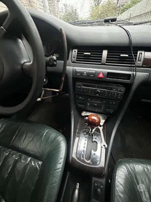 Zils Audi A6 1998 Kauņa, ar dzinēja tilpumu 2.50 L un nobraukumu 259 tūkst. km par 600 €, foto 6 vietnē AUTOMOTO.COM.LV