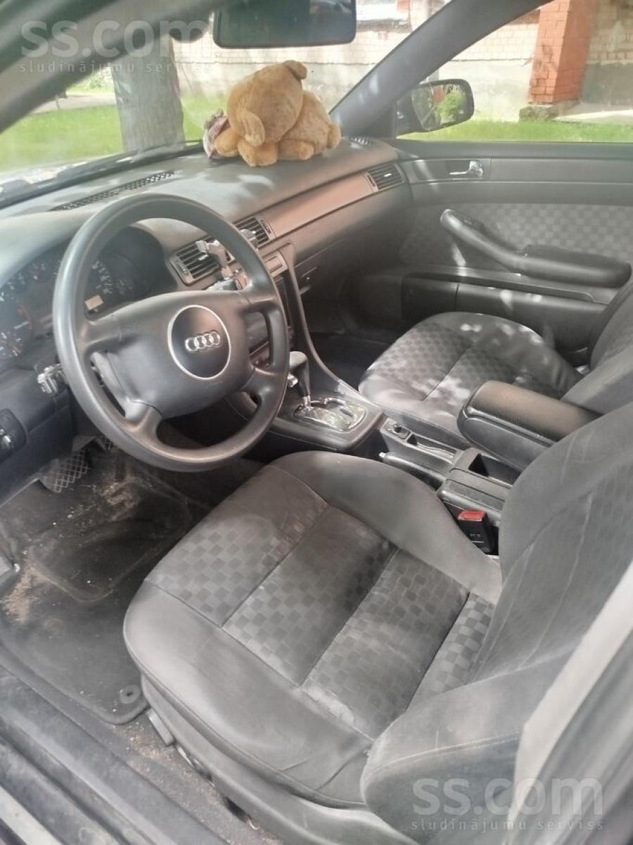 Blue Audi A6 1999 in Daugavpils, with an engine capacity of 2.50 L and mileage of 396 thousand km for 650 €, photo 5 on AUTOMOTO.COM.LV