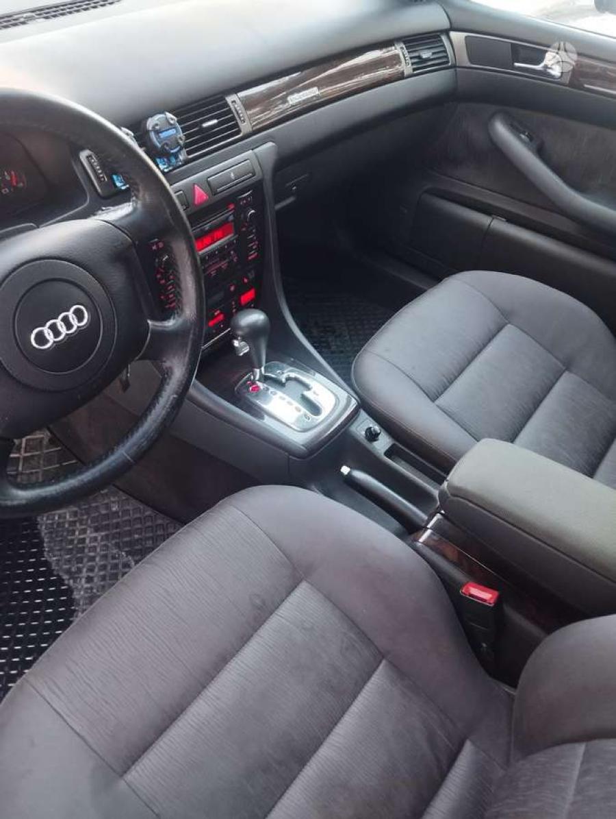 Zils Audi A6 2000 Raseiniai, ar dzinēja tilpumu 2.50 L un nobraukumu 461 tūkst. km par 1600 €, foto 9 vietnē AUTOMOTO.COM.LV