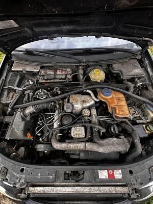 Blue Audi A6 2000 in Tallinn, with an engine capacity of 2.50 L and mileage of 337 thousand km for 999 €, photo 5 on AUTOMOTO.COM.LV
