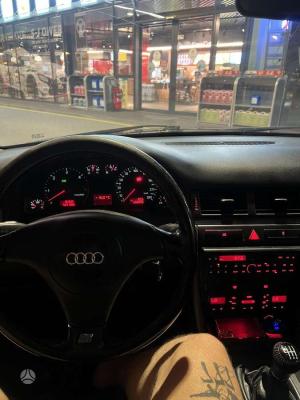 Zils Audi A6 2000 Klaipėda, ar dzinēja tilpumu 2.50 L un nobraukumu 340 tūkst. km par 400 €, foto  vietnē AUTOMOTO.COM.LV