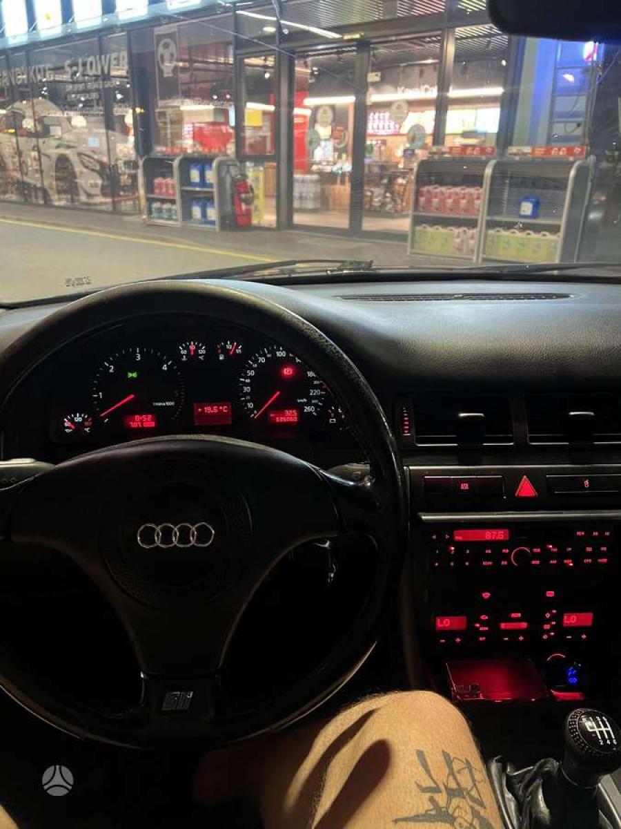 Zils Audi A6 2000 Klaipėda, ar dzinēja tilpumu 2.50 L un nobraukumu 340 tūkst. km par 400 €, foto 1 vietnē AUTOMOTO.COM.LV