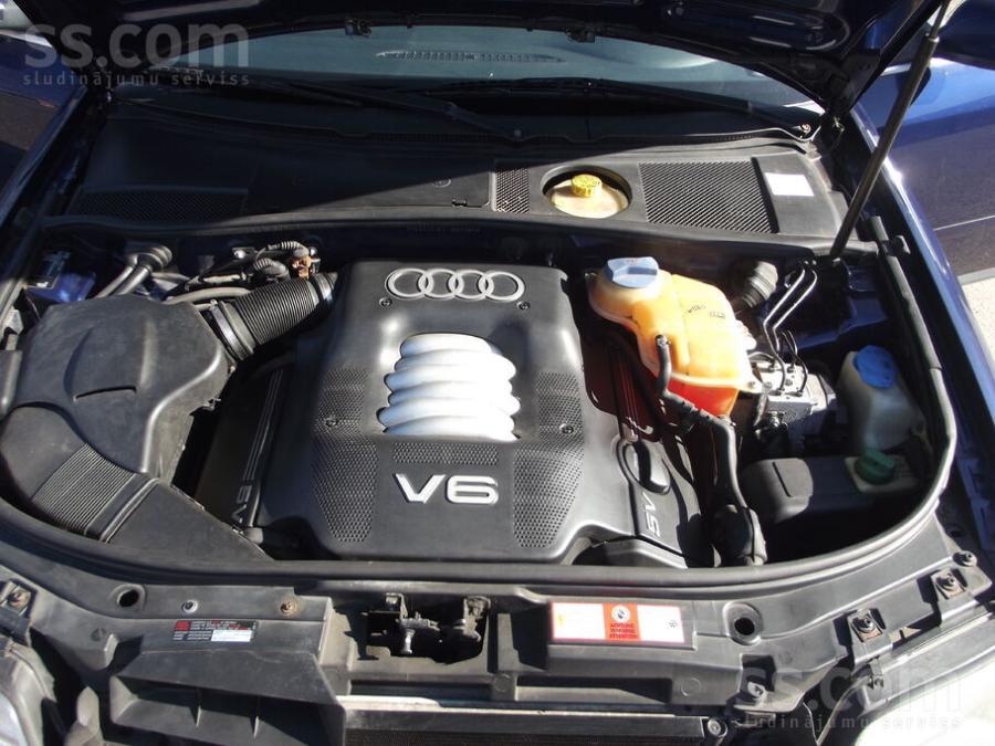 Blue Audi A6 2001 in Riga, with an engine capacity of 2.40 L and mileage of 319 thousand km for 2800 €, photo 4 on AUTOMOTO.COM.LV
