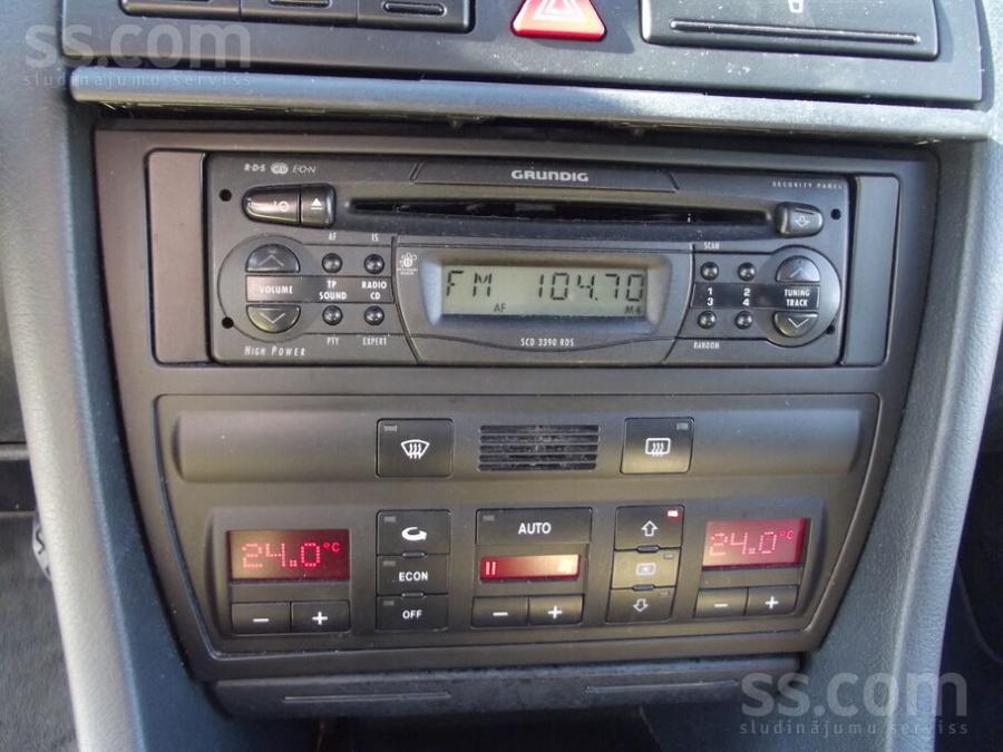 Blue Audi A6 2001 in Riga, with an engine capacity of 2.40 L and mileage of 319 thousand km for 2800 €, photo 12 on AUTOMOTO.COM.LV