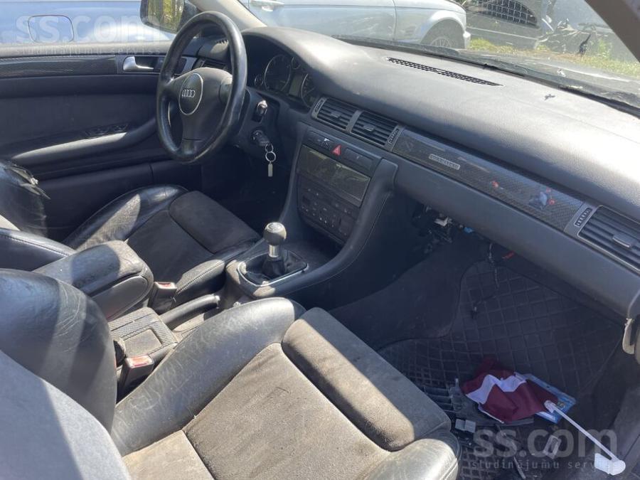 Zils Audi A6 2002 Rīga, ar dzinēja tilpumu 2.50 L un nobraukumu 273 tūkst. km par 650 €, foto 9 vietnē AUTOMOTO.COM.LV
