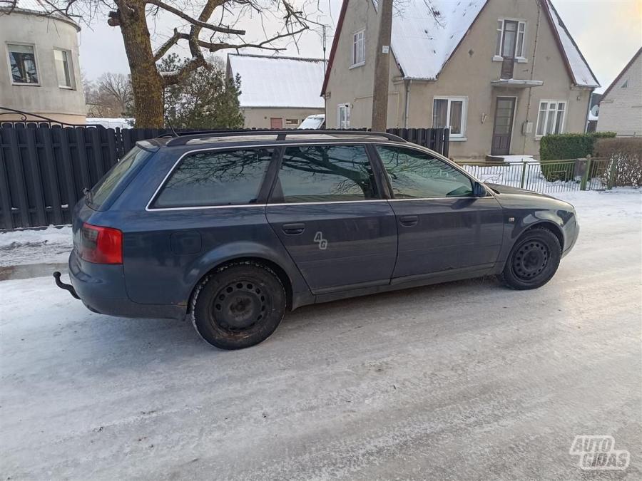 Синий Ауди А6 2002 в Вильнюс, объемом двигателя 1.90 л и пробегом 300 тыс. км за 900 €, фото 5 на AUTOMOTO.COM.LV