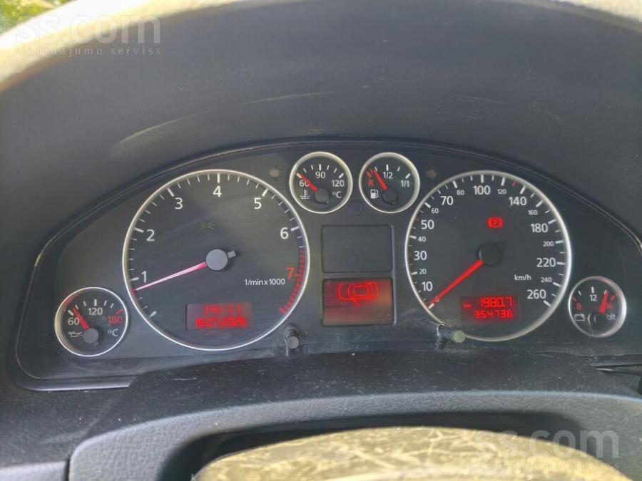 Синий Ауди А6 2002 в Мадона, объемом двигателя 1.80 л и пробегом 355 тыс. км за 950 €, фото 10 на AUTOMOTO.COM.LV